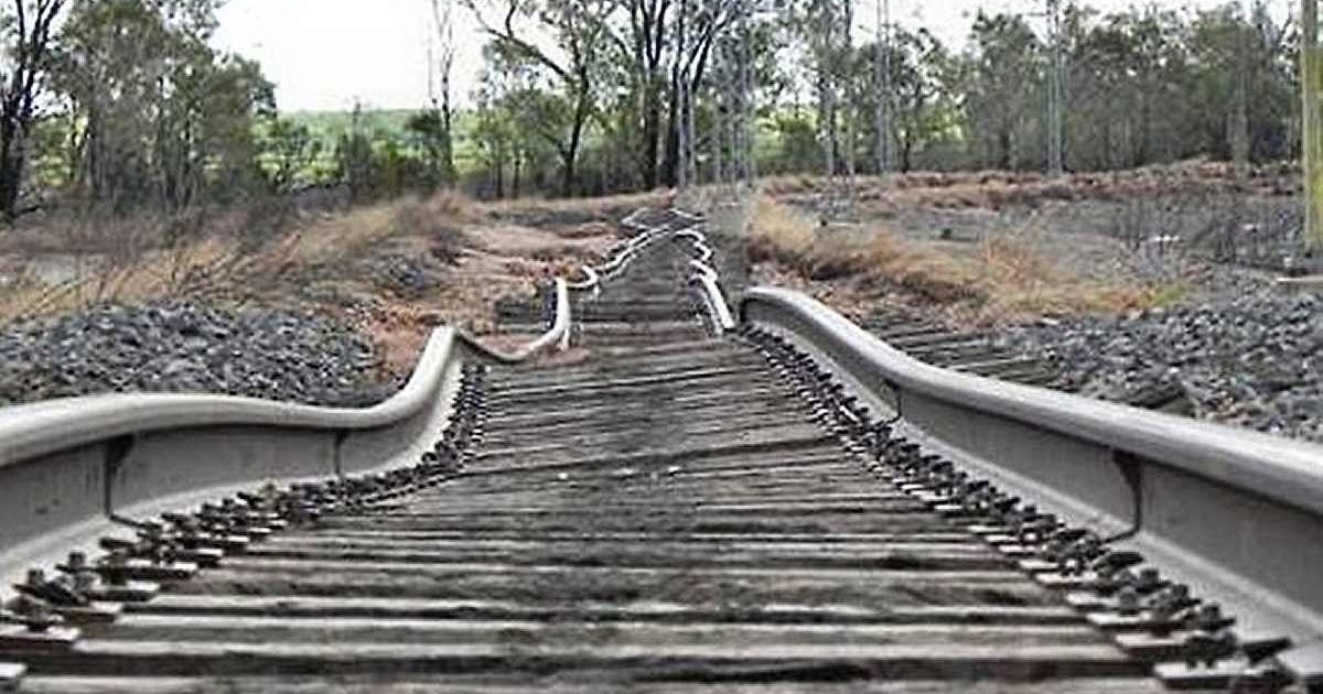 Shaky PNR train on bumpy tracks – Bicol Express News from the Philippines