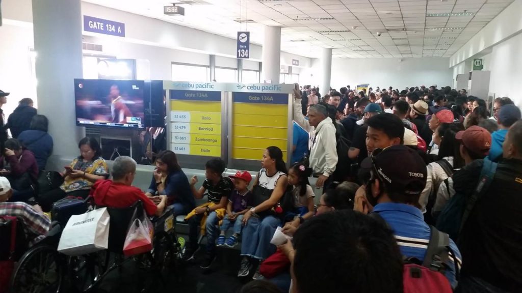 NAIA Terminal 3 – still messy ten years after official inauguration ...